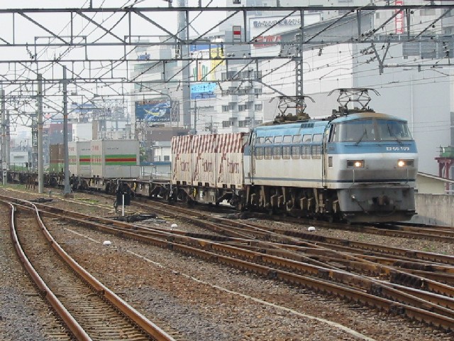 EF66型100番台